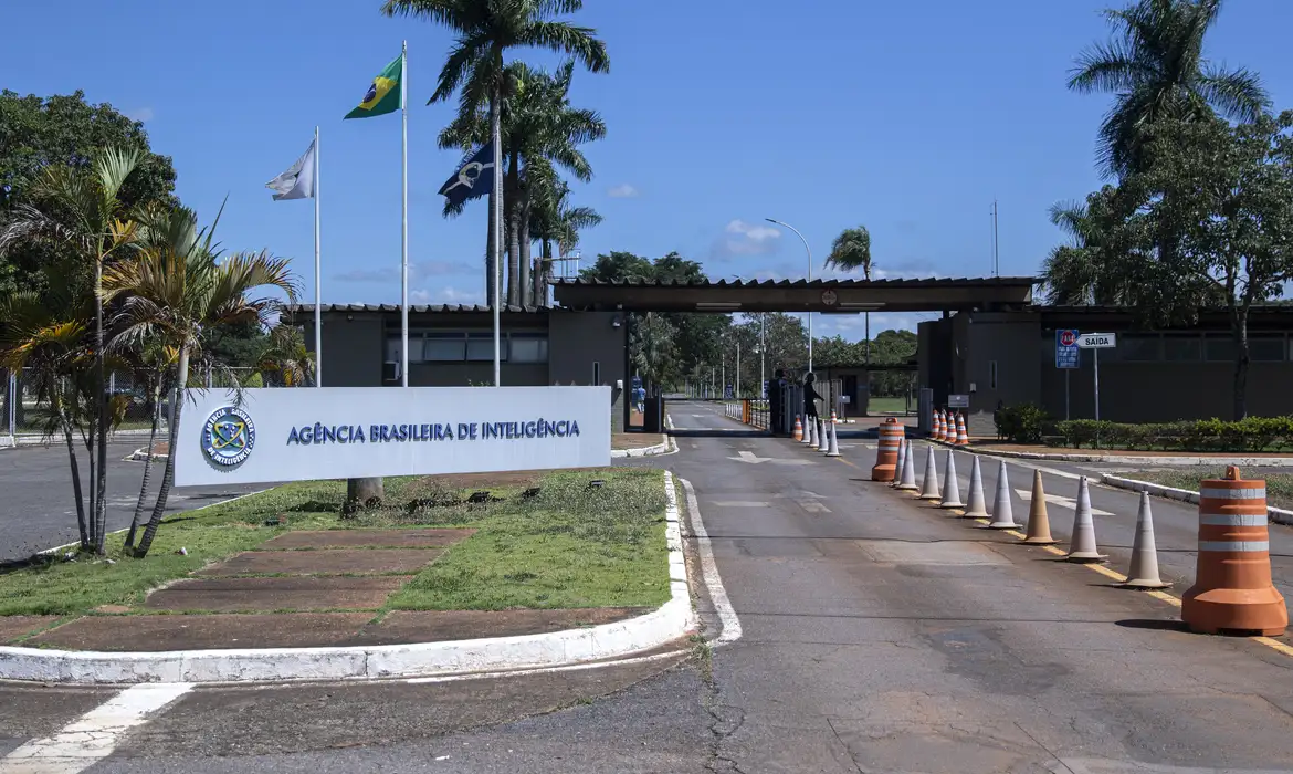 Abin vai apurar uso de equipamentos por investigados da PF - Studio Notícias | Studio TV