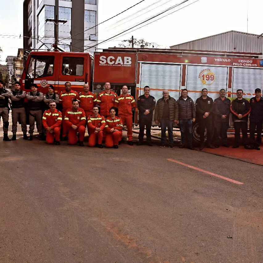 SCAB recebe oficialmente novo auto bomba tanque resgate do 7°BBM ...