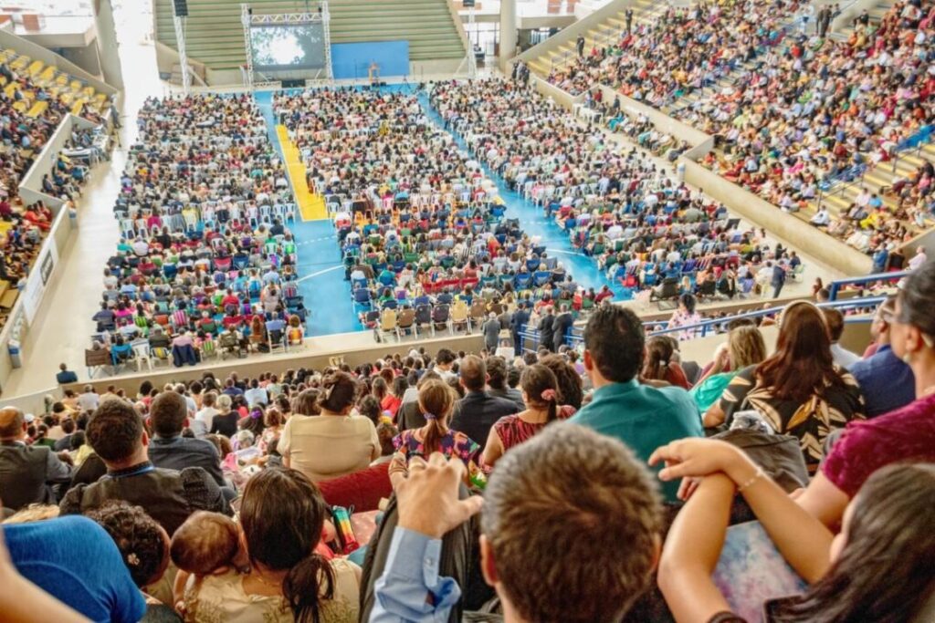 Congresso das Testemunhas de Jeová para 2024 promete boas notícias em ...