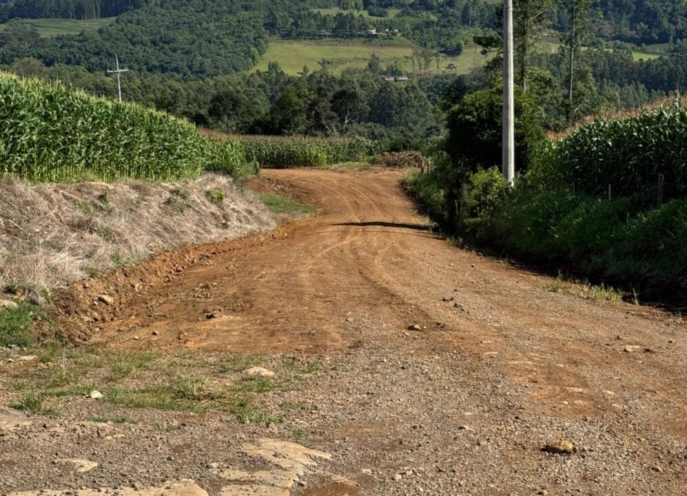 Estrada para São Gotardo, no interior de Veranópolis, recebe melhorias ...