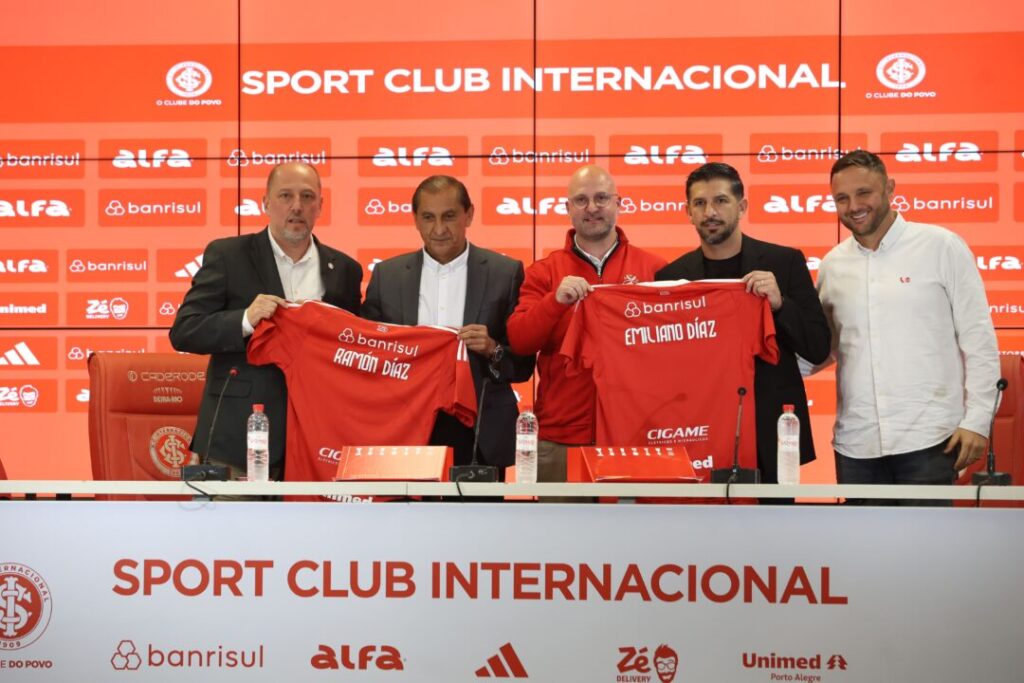 Ramón Díaz é apresentado no Inter e estreia no sábado contra o ...