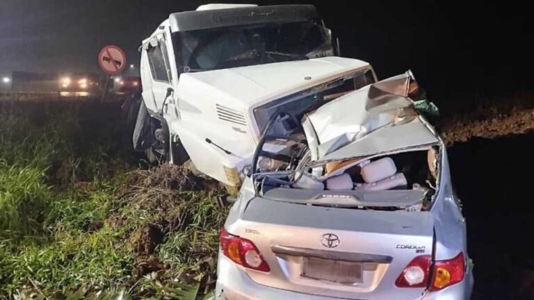 Grave acidente na BR-470 deixa vítima fatal após colisão entre carro e ...