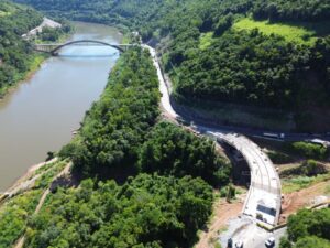 BR-470: Serra das Antas pode migrar do sistema de comboio para “pare e ...
