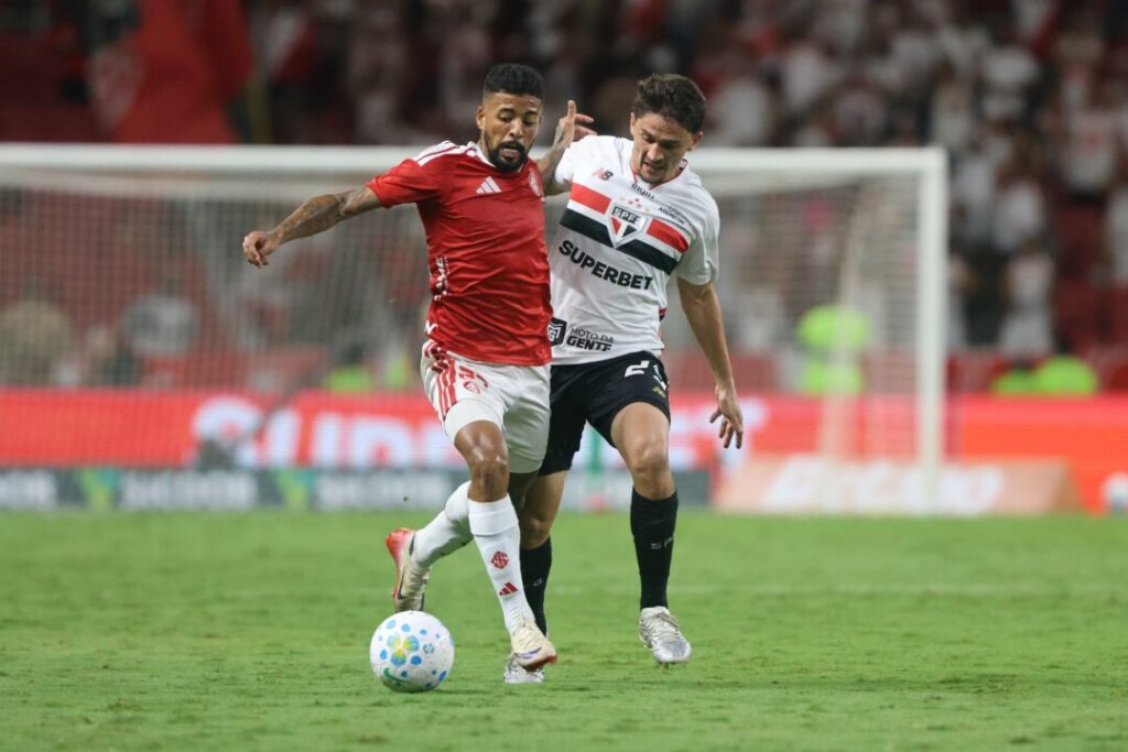 Internacional e São Paulo empatam em duelo equilibrado no Beira-Rio ...