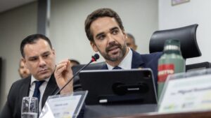 Participação voluntária de Leite na CPI das concessões marca defesa do ...