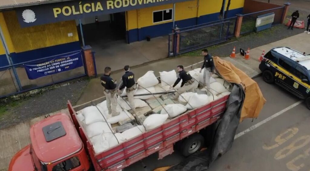 PRF apreende cerca de 800 quilos de maconha em Lajeado | Studio ...